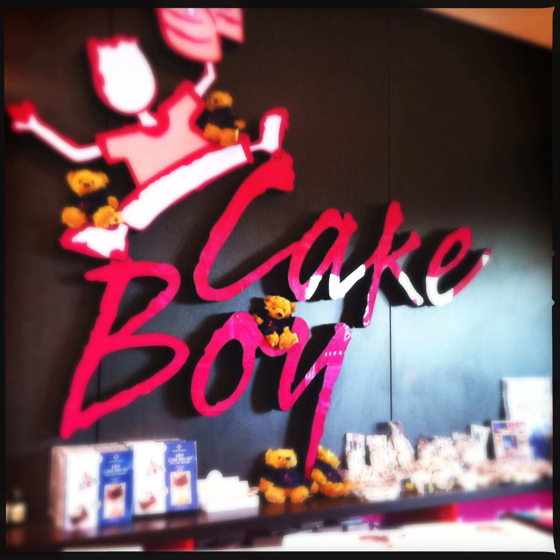 you want that "cake, cake, cake" - Cake Boy | the food connoisseur