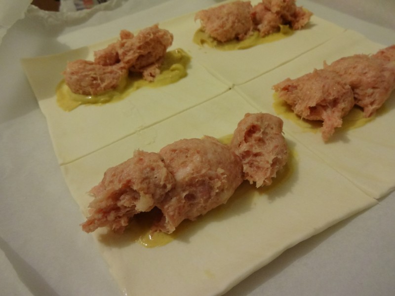 Easy peasy sausage rolls recipe with Jus Rol | the food connoisseur