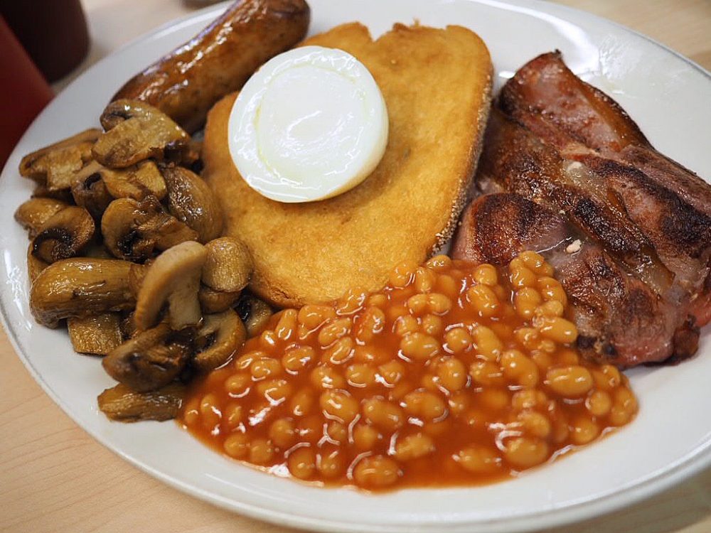 Corner Room - Affordable 3 courses | the food connoisseur