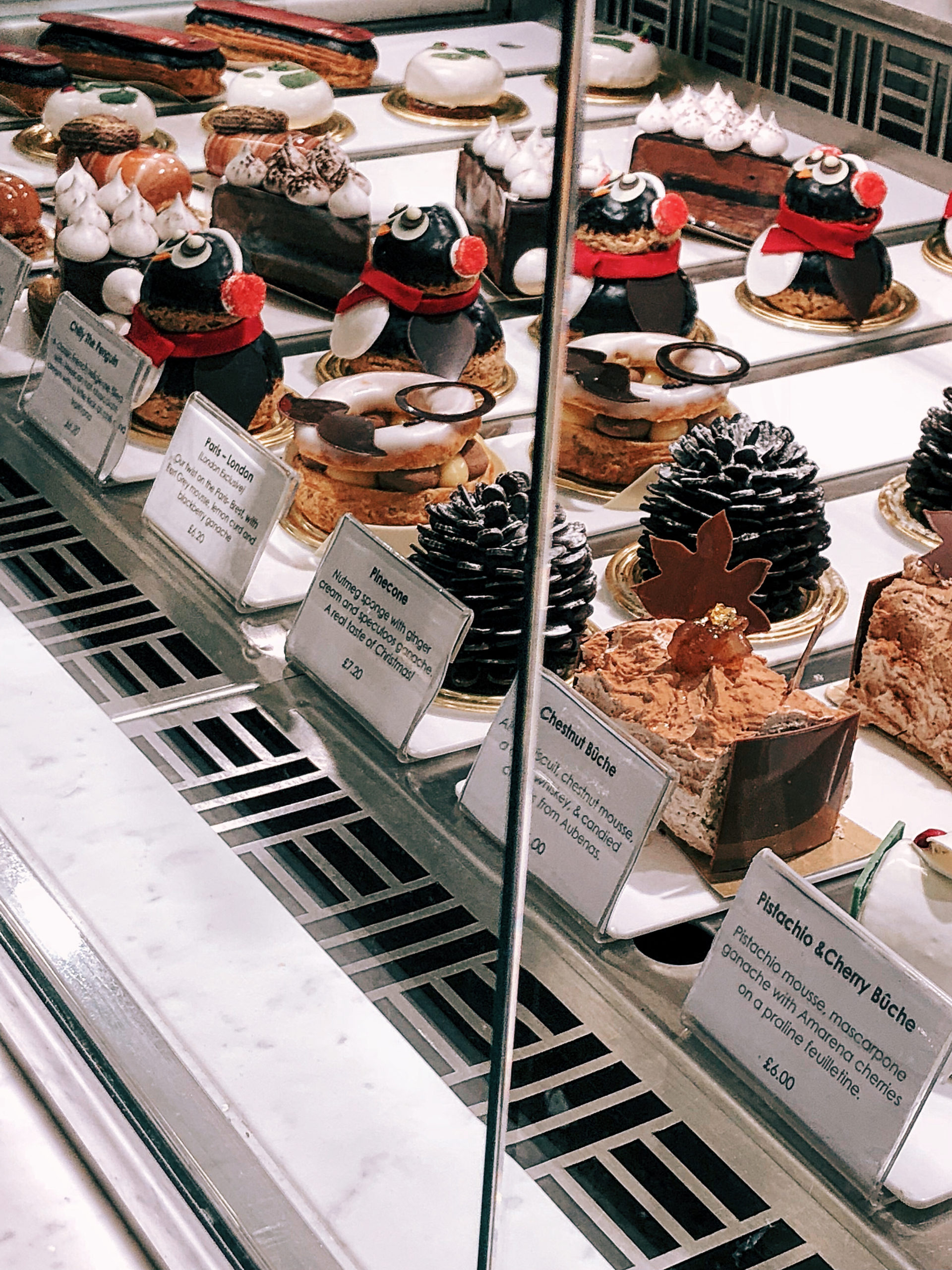 Cronuts and blossoming hot chocolate - Dominique Ansel Bakery | the ...