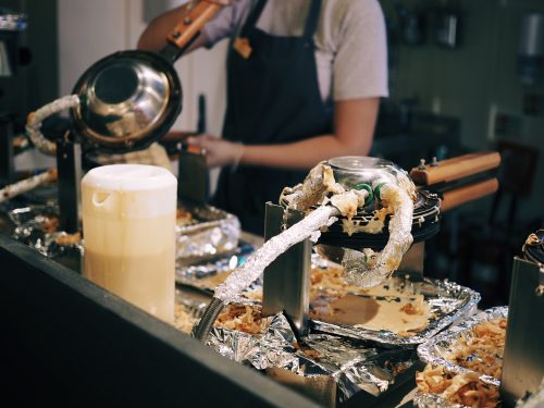 Bubblewrap Waffle - light airy crispy waffles | the food connoisseur