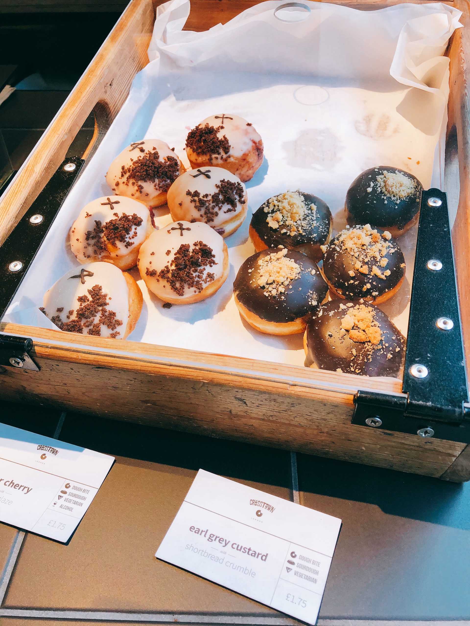 Crosstown Doughnuts - BELIEVE the hype | the food connoisseur