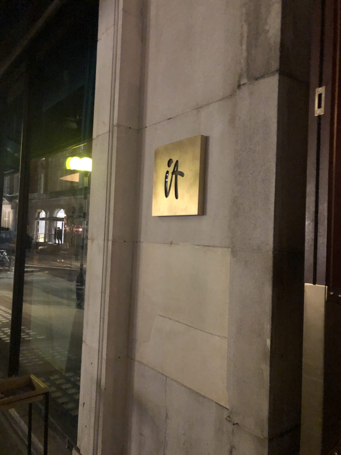 IT restaurant London - Ibiza exports comes to Mayfair | the food ...