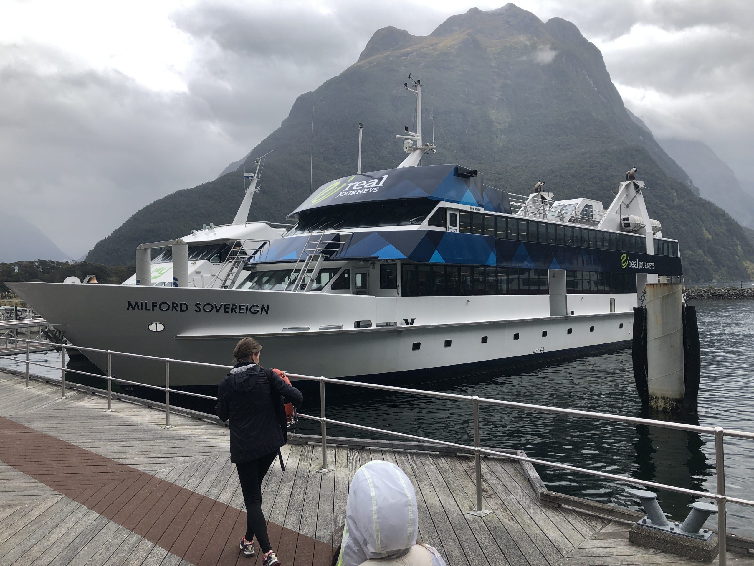 Real Journeys Milford Sound coach scenic tour | the food connoisseur