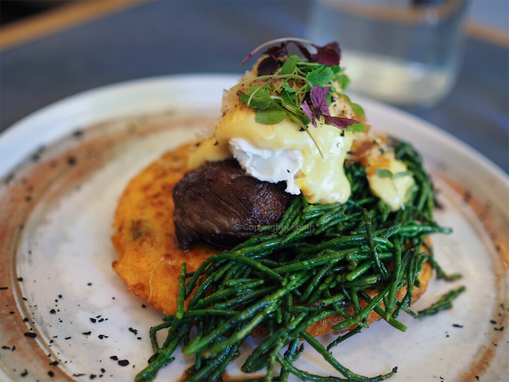 Billingsgate Café - Scallops and bacon rolls | the food connoisseur
