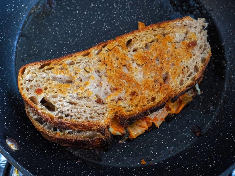 Kimchi and Cheese toastie recipe with Kelly Loves | the food connoisseur