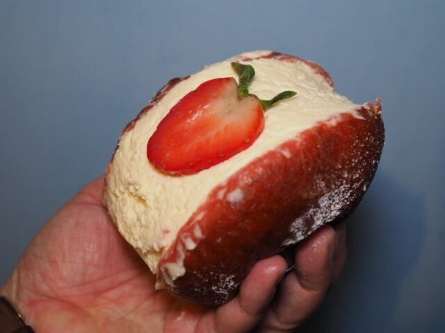 Greedy Cow Bakes Review | the food connoisseur