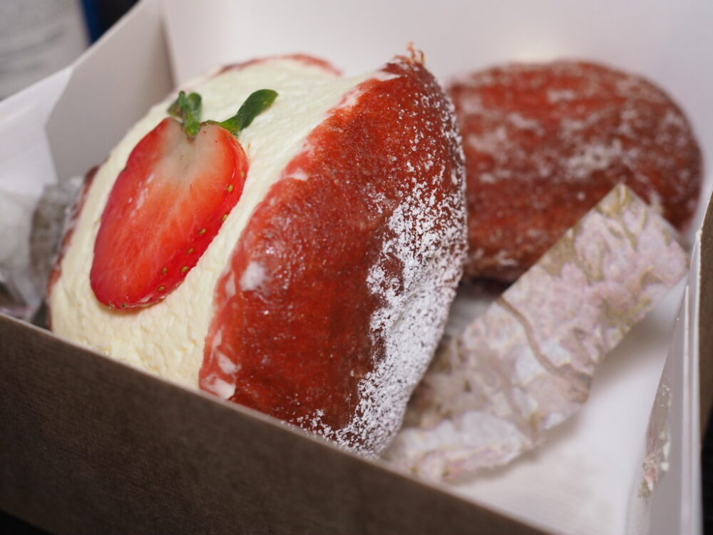 Greedy Cow Bakes Review | the food connoisseur